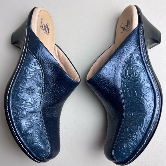 Sofft | Shoes | Sofft Leather Slipon Loafer Heeled Clog Size 9 | Poshmark